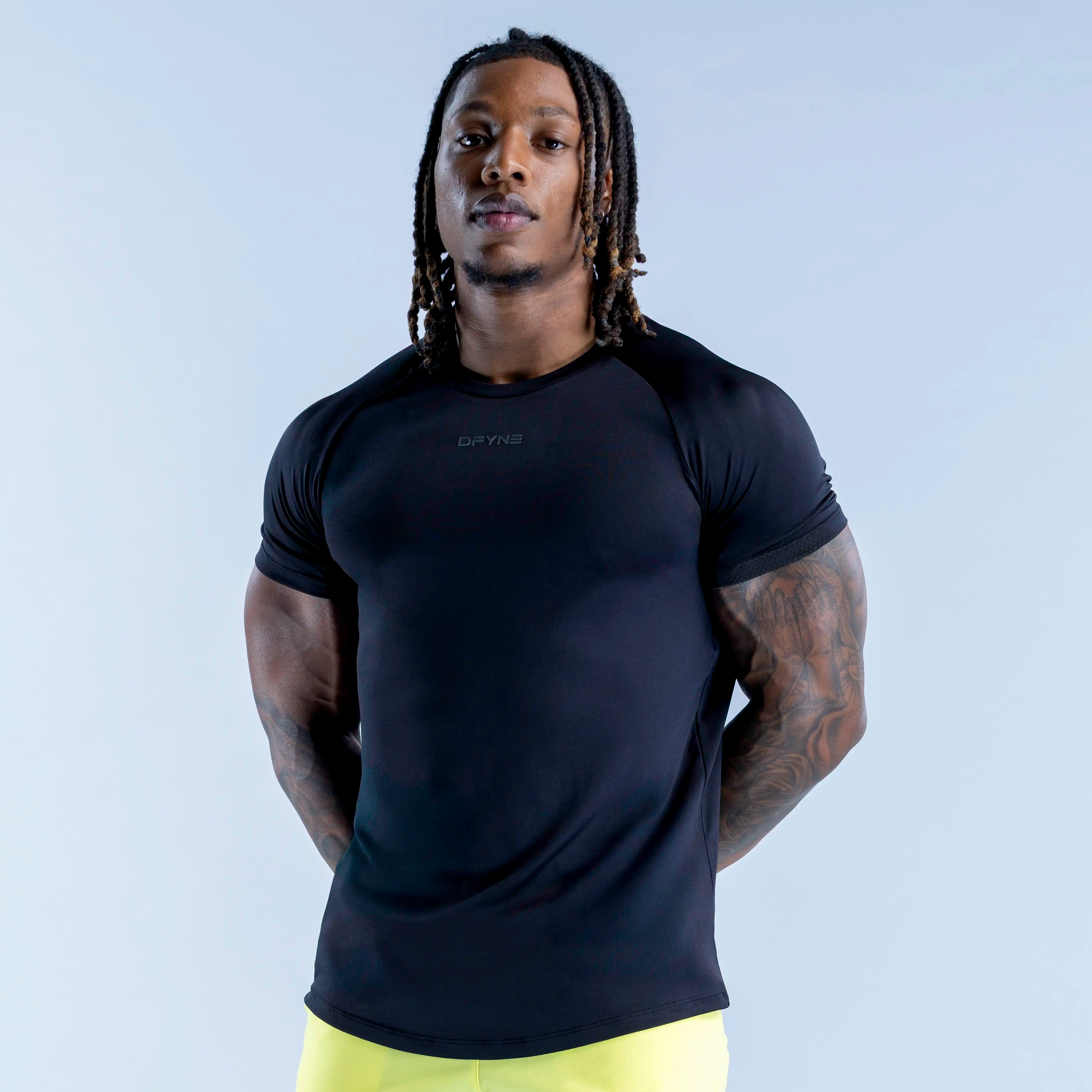 Unbound Training T-Shirt – DFYNE